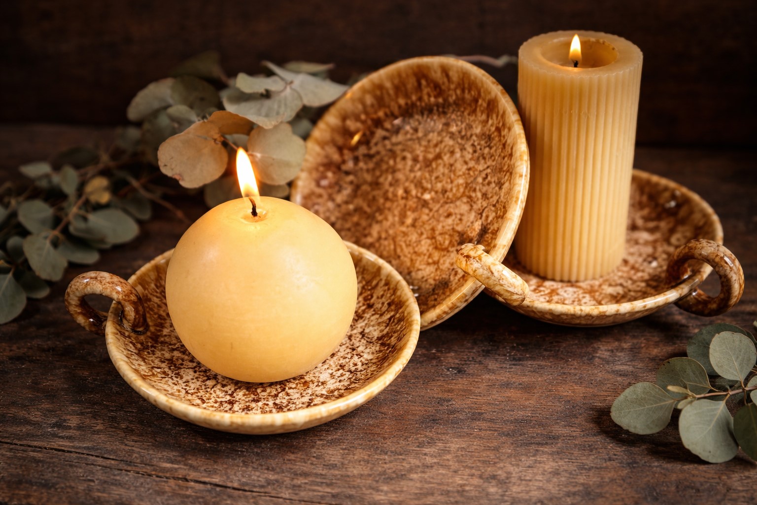 Natural Ceramic Candle Plate - Honey and Hive